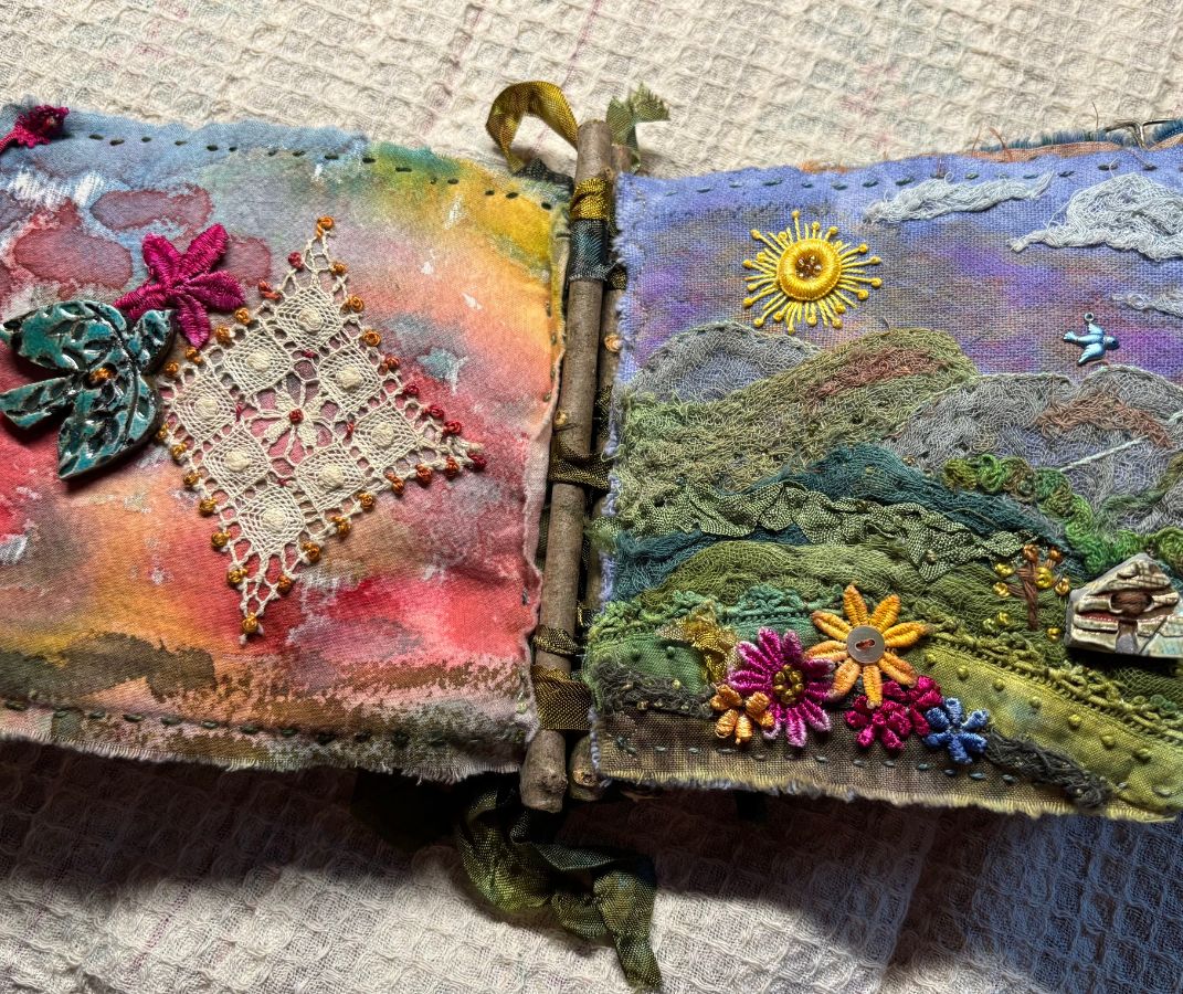New CAG Class: Mountaintop Vista Fabric Book with Susan Edmonson ...